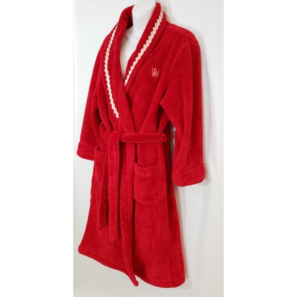 Vera Wang | Intimates & Sleepwear | Vera Wang Red Bath Robe | Poshmark